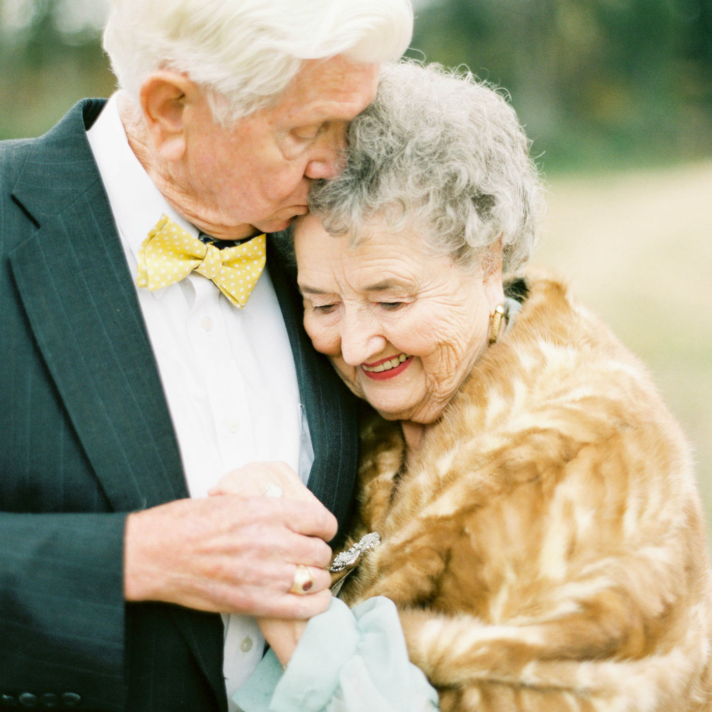 Verdadeiro amor! Neta faz ensaio lindo de avós juntos há 65 anos ... Verdadeiro amor! Neta faz ensaio lindo de avós juntos há 65 anos ...
